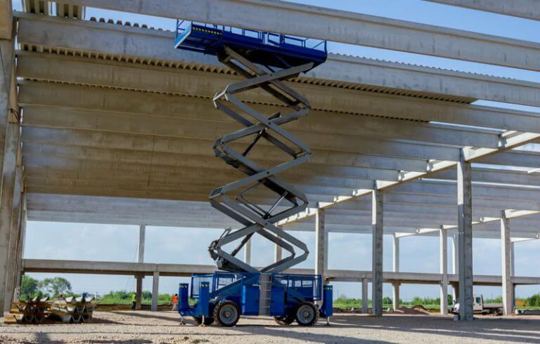 Do I need a harness when operating an EWP (Scissor Lift)? - Kallibr